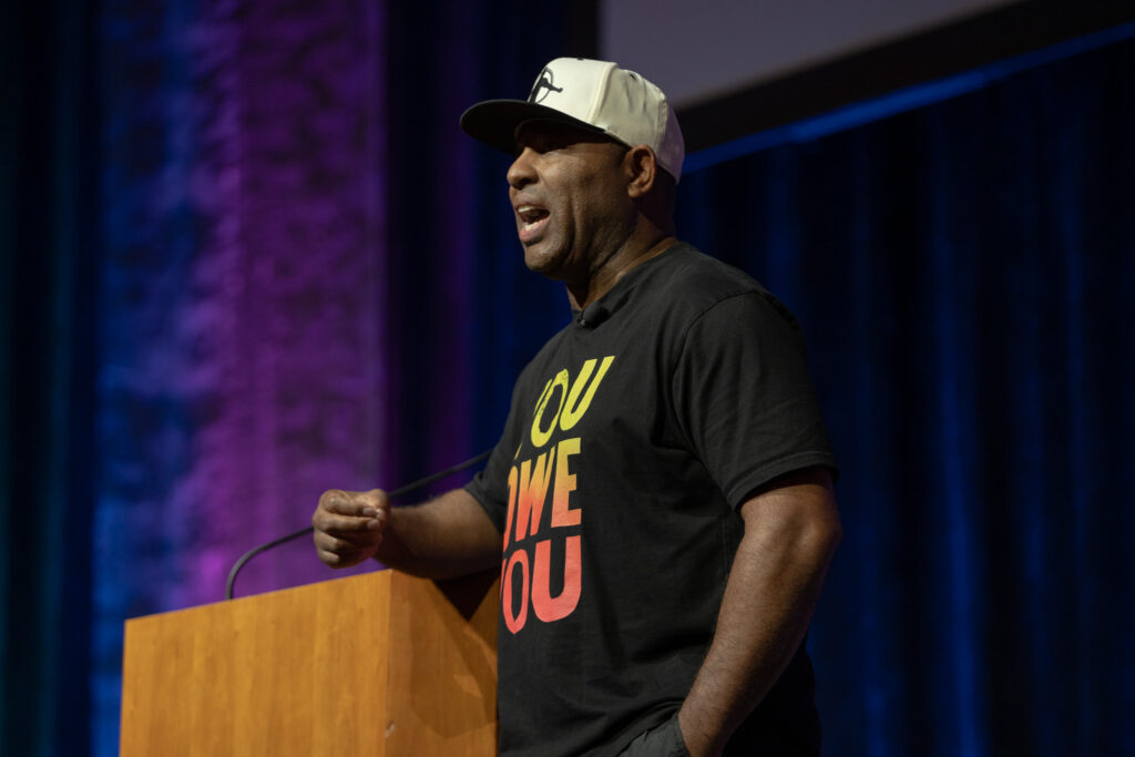1,200+ attend Rebuilding the Village Conference featuring Eric Thomas ...